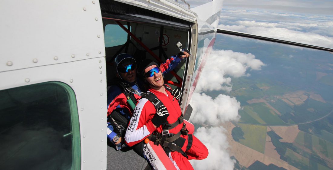 Skydiving & tandem jumps near Berlin at TAKE OFF